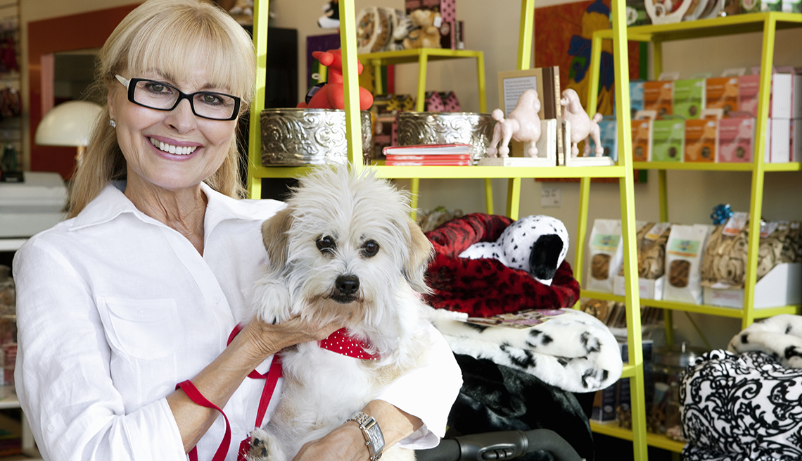 Petsmart Entrena Perros De Servicio